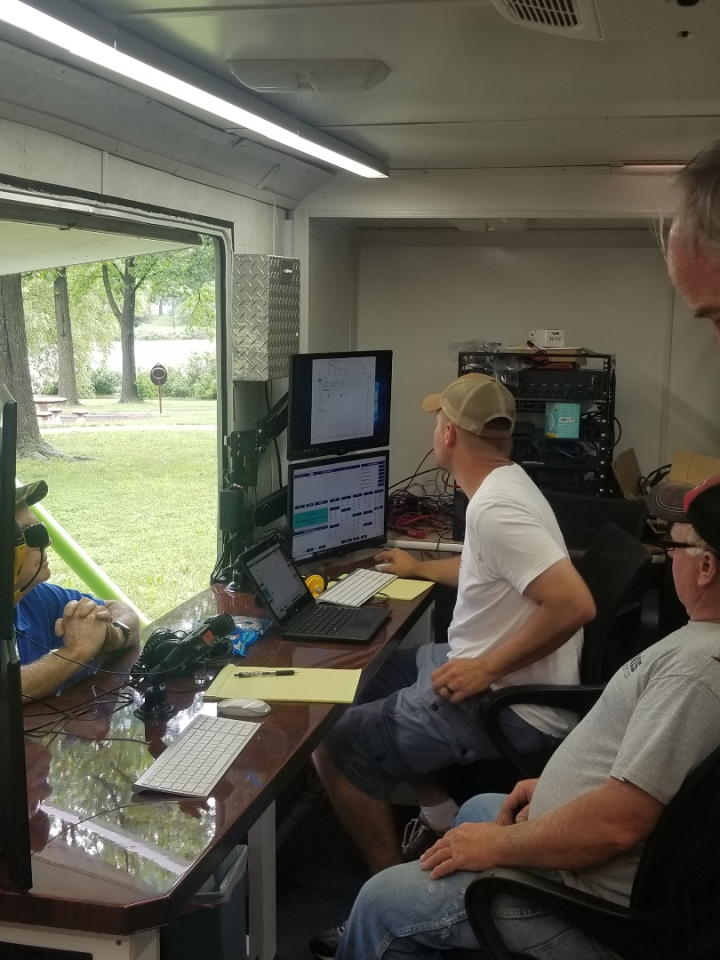 Ham Radio Operators in Mexico’s Lakeview Park | KWWR-FM